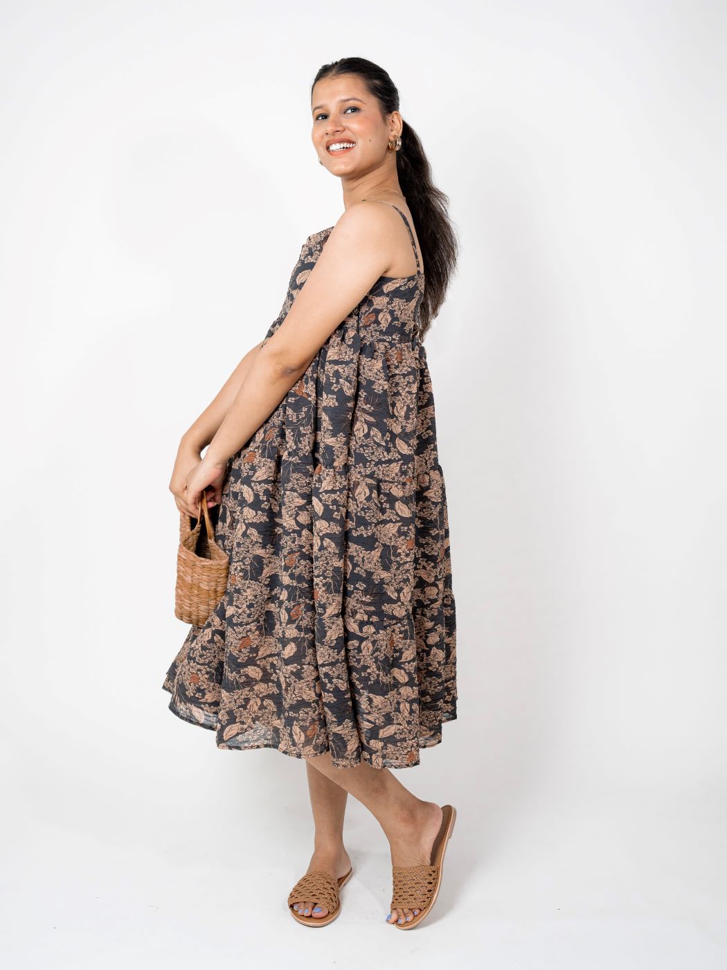 ISABELLA TIERED GREY SUNDRESS – monomeeapparel