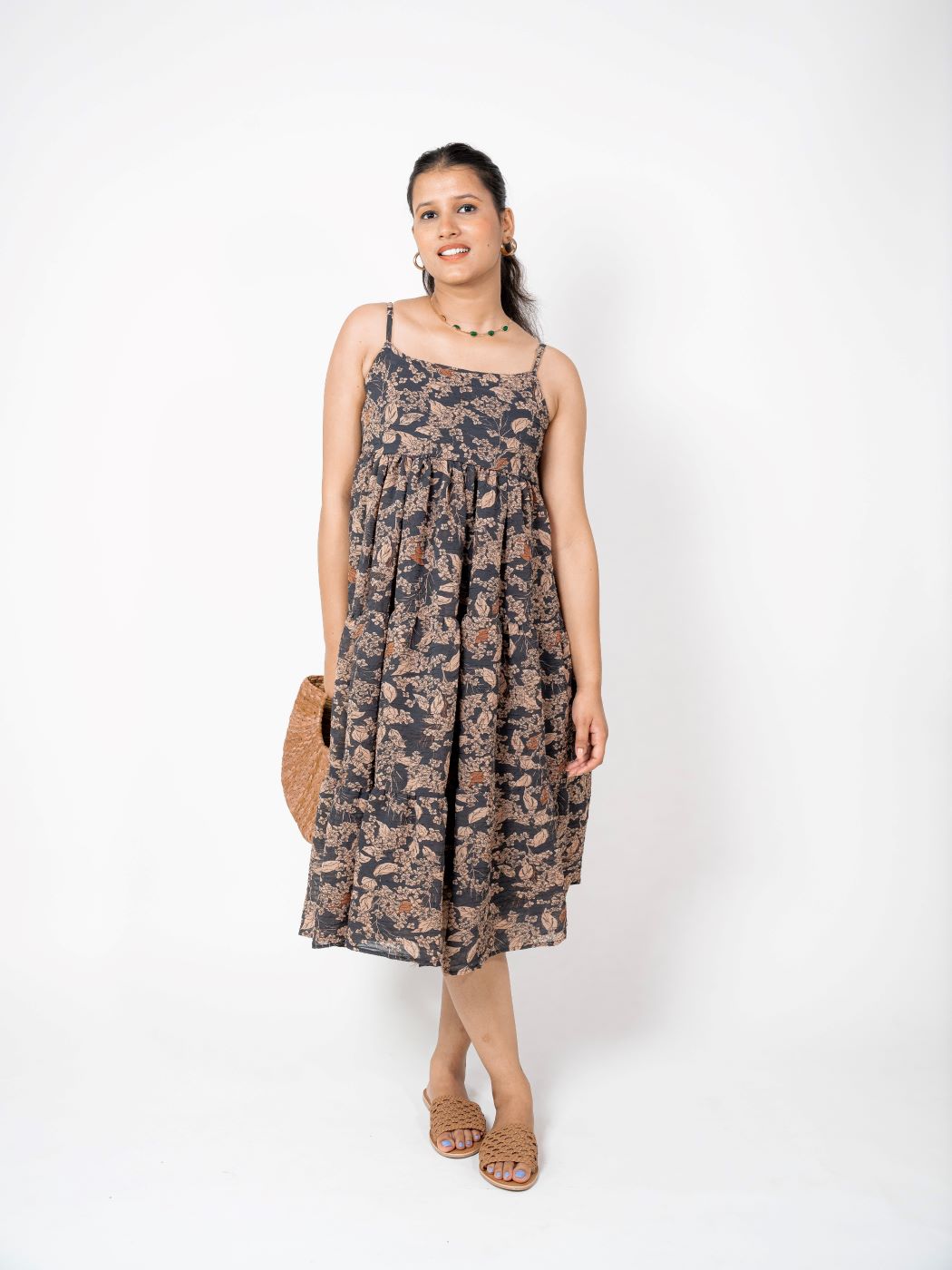 ISABELLA TIERED GREY SUNDRESS – monomeeapparel